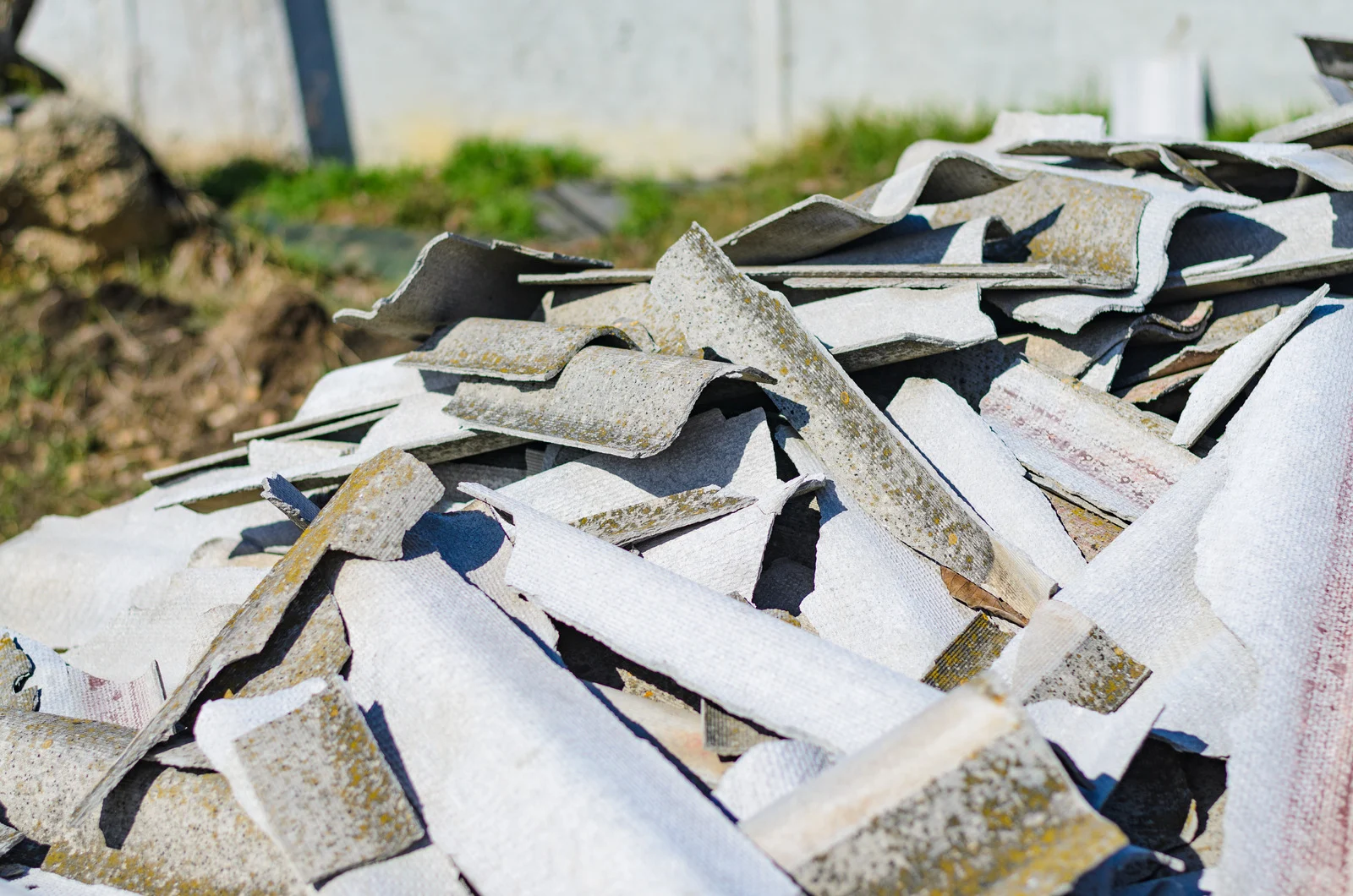 Can Commercial Asbestos Waste Be Placed in Regular Bins in Surrey?